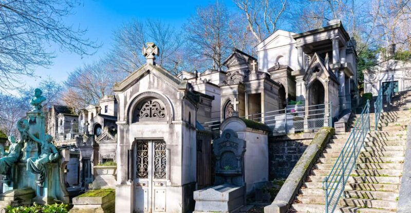 Mysteries of Père Lachaise - Exploring the Graves of Legendary Figures