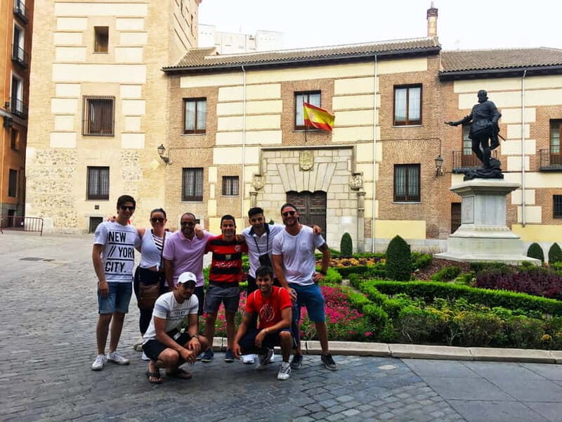Mysteries & Tapas Tour in Madrid + Pub Crawl - An In-Depth Look at the Mysteries & Tapas Tour