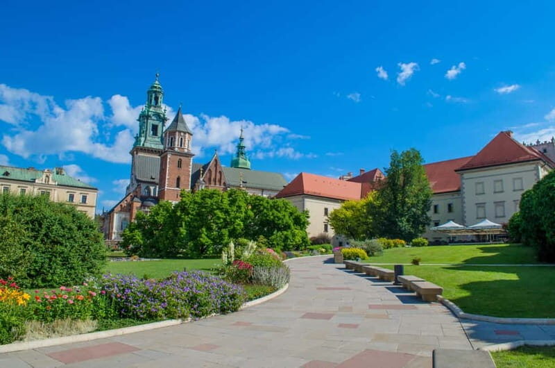 Mysterious Wawel Cathedral and Wawel Courtyard Guided Tour - Authentic Experiences and Real Traveler Feedback