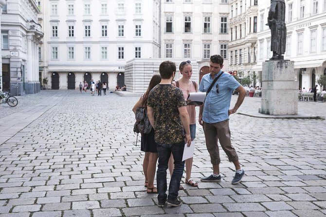 Mystery rally Vienna: The secrets of the old town - Exploring the Old Town: What to Expect
