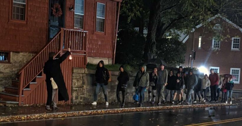 Mystic: Guided Ghost Tour of Downtown Mystic at Night - The Stories and Guides