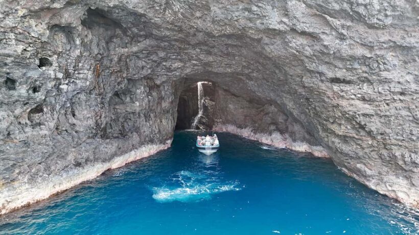 N Pali Coast Zodiac Raft Sea Caves Expedition on Kauai - An exhilarating way to see Kauai’s NaPali Coast