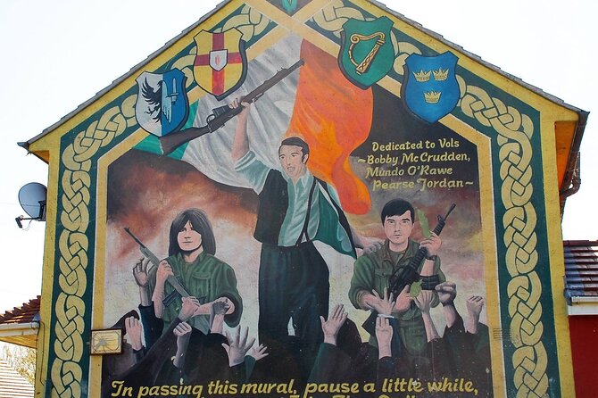 N0 1 Belfast black cab Irish and British mural 2hr private tour - Who Should Consider This Tour?