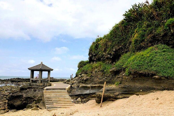N103 Yehliu Jinshan Sanzhi Freshwater Day Tour (10h) - Who Should Consider This Tour?