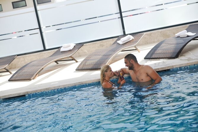 Naked in Bavaria - An evening at the Sauna - Key Points