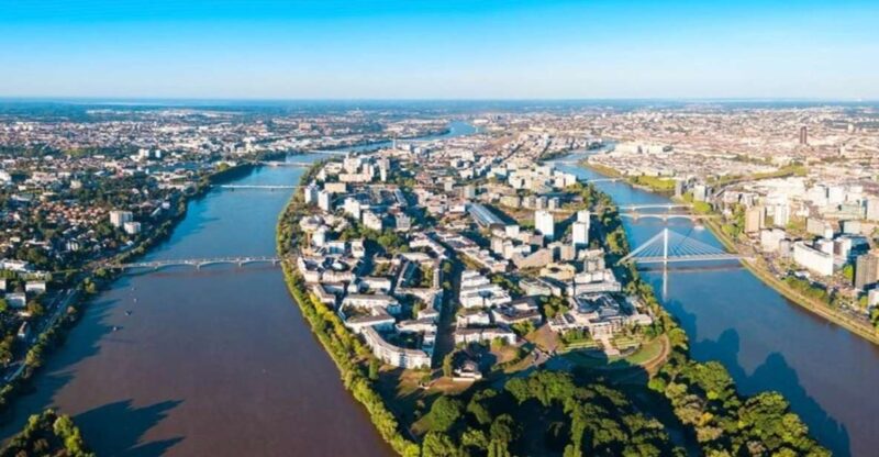 Nantes : Must-see Attractions Walking Tour - Why This Tour Offers Good Value