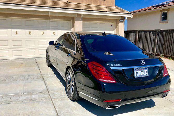 Napa and Sonoma Private Wine Tasting Tour and Luxury Car Service - Luxury Vehicle Amenities