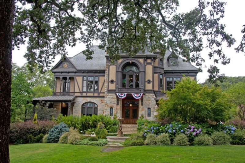 Napa Valley: Driver & Guide Service California wine country - The Sum Up