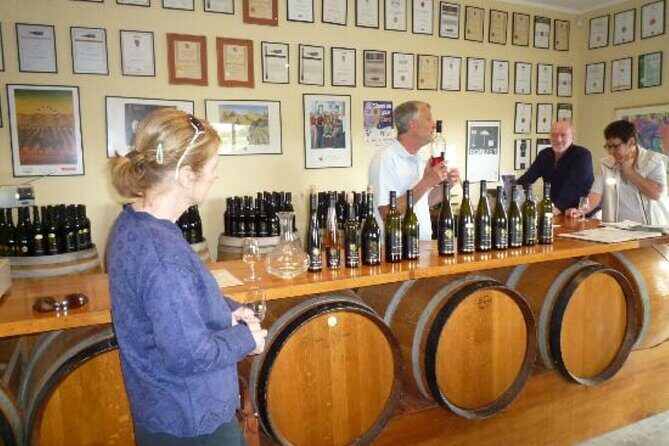 Napier Gourmet Luncheon + Winery & Gin Taste ( no gin Mon - Wed ) - Key Points