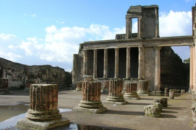 Naples: 3-Days Pass w/ Pompeii, Museums & Transport Included - FAQs