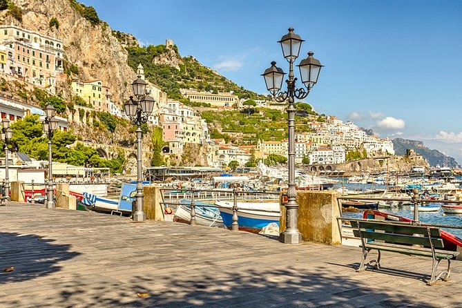 Naples Airport/Station to Amalfi Private Arrival Transfer - Vehicle Specifications