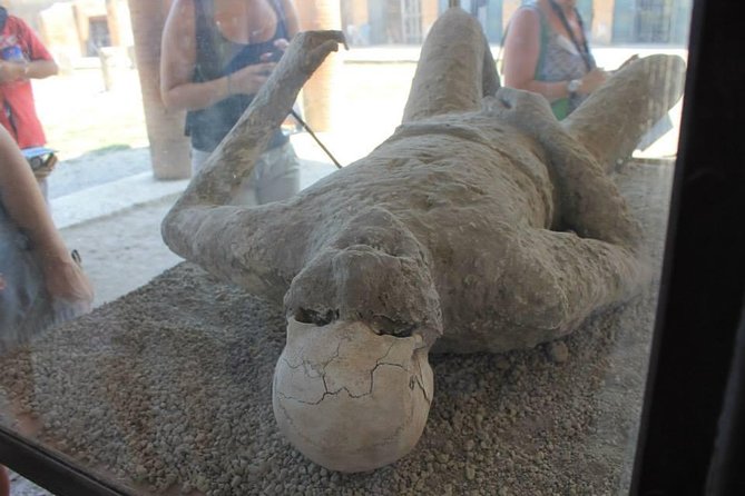 Naples and Pompeii All Day Trip From Rome by Train - Exploring Pompeii: A Self-Guided Adventure