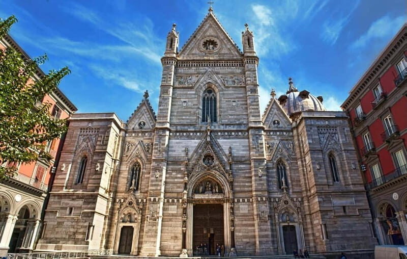 Naples behind the scene walking guided tour - The Sum Up