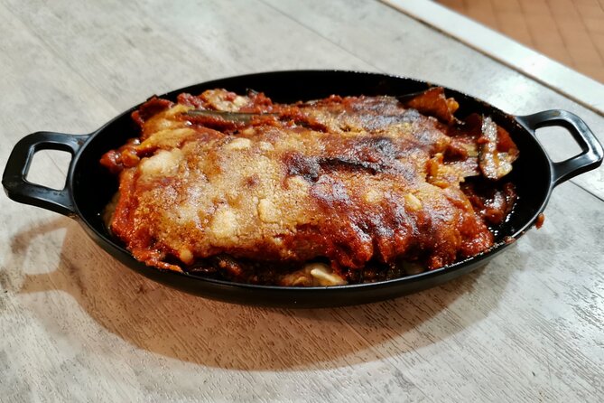 Naples by Night: Guided Food Tour With Wine Tasting - Beverages and Tastings