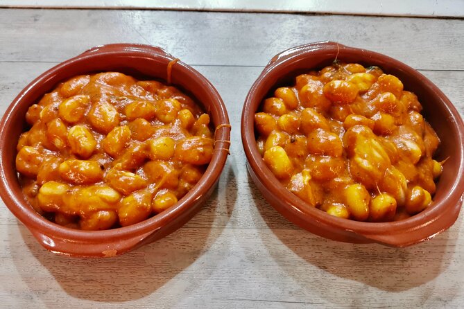 Naples by Night: Guided Food Tour With Wine Tasting - Accessibility and Dress Code