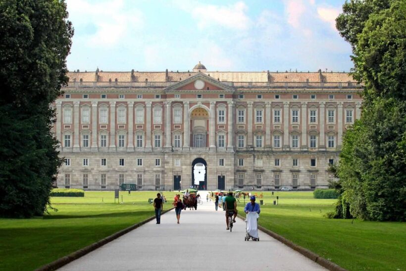 Naples: Caserta Royal Palace Guided Tour with Transfers - Breakdown of the Itinerary and What to Expect