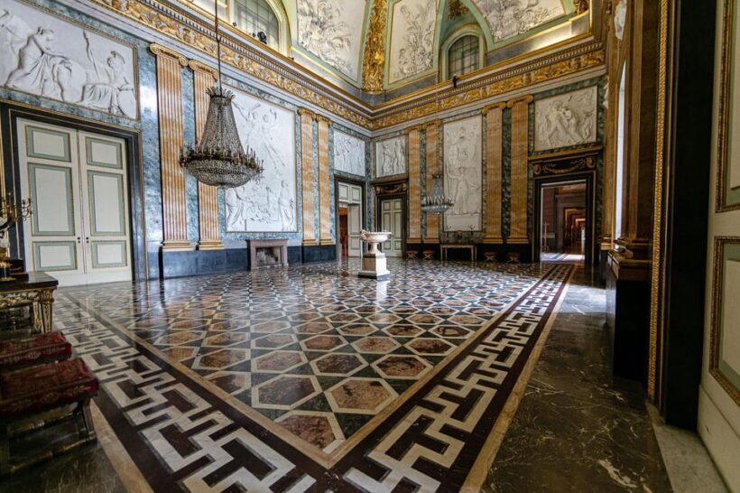 Naples: Caserta Royal Palace Guided Tour with Transfers - FAQ
