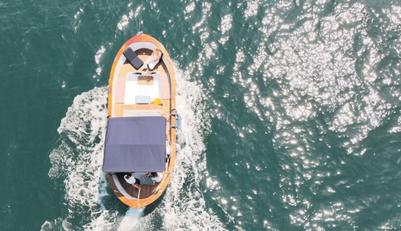 Naples: Castel dell'Ovo Boat Tour with Snorkeling & Aperitif - Navigating Naples from the Water: An Authentic Coastal Experience