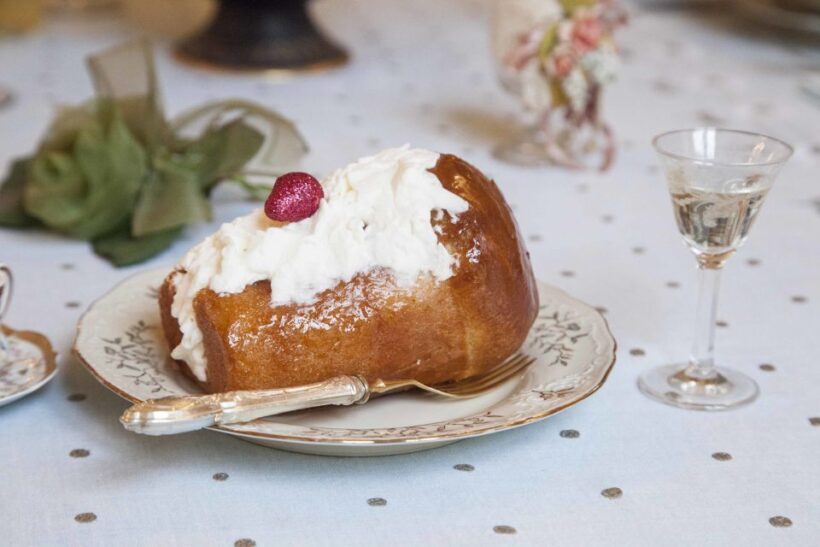 Naples: Dining Experience at a Local's Home - Key Points