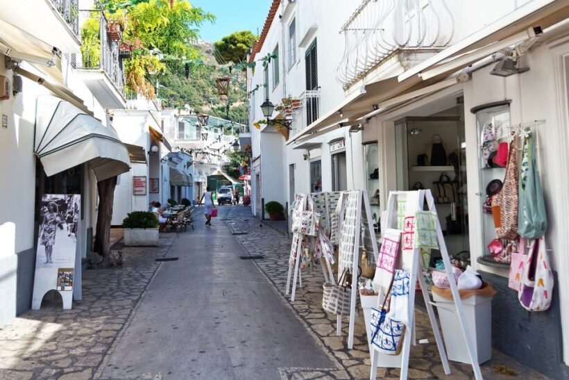 Naples: Full-Day Sorrento, Positano, and Amalfi Tour - Things to Keep in Mind