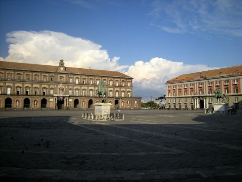 Naples: Full-Day Tour with Private Transportation - Key Points