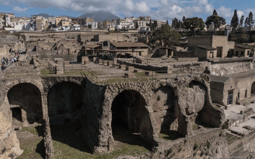 Naples: Herculaneum Entry Ticket with Digital Audio Guide - Value and Practicalities