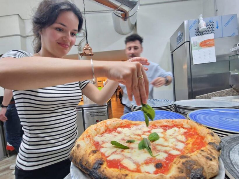 Naples: Pizza Making Class with Local Pizzaiolo - Who Would Love This?