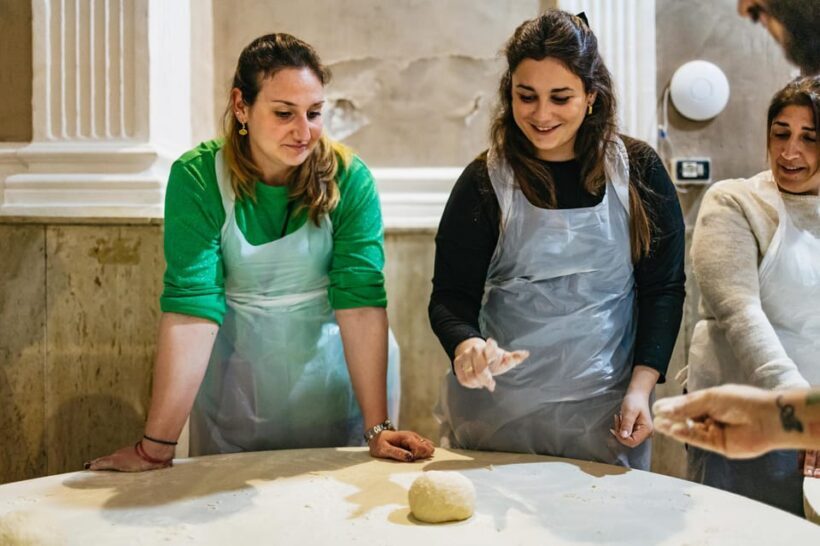 Naples: Pizza-Making Workshop with Drink and Appetizer - Who Should Consider This Experience?