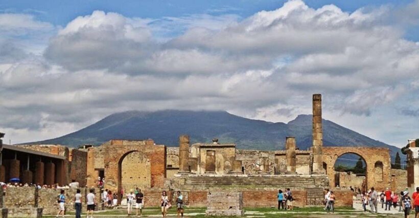 Naples: Pompeii, Vesuvius and Wine Tasting Tour - A Closer Look at the Itinerary