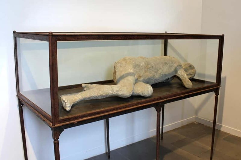 Naples: Private Pompeii & Vesuvius Tour with Driver - What Reviewers Say