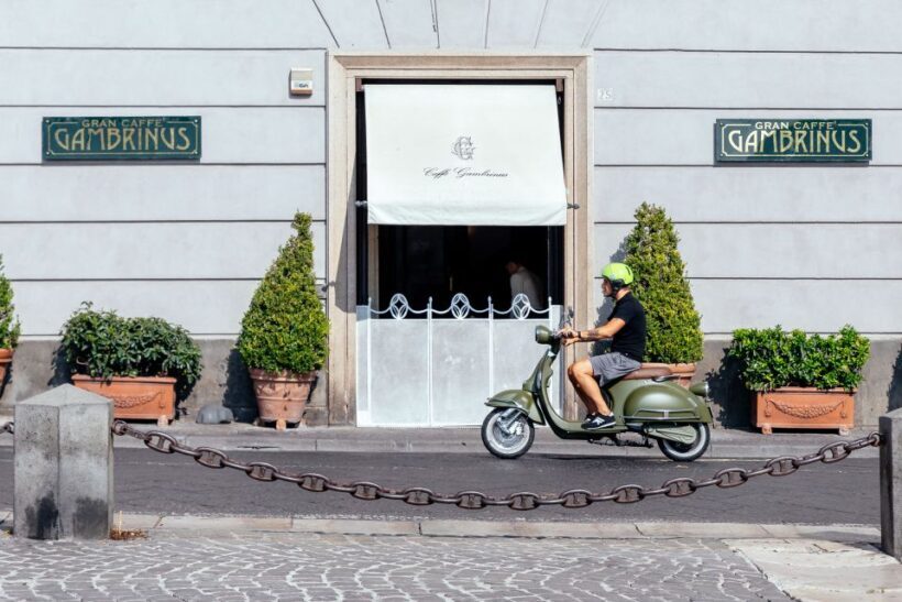Naples: Private Tour with Locals  Highlights & Hidden Gems - Key Points