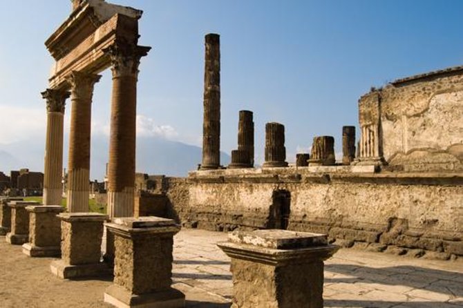 Naples Shore Excursion: Pompeii and Sorrento Day Trip - Exploring Pompeii