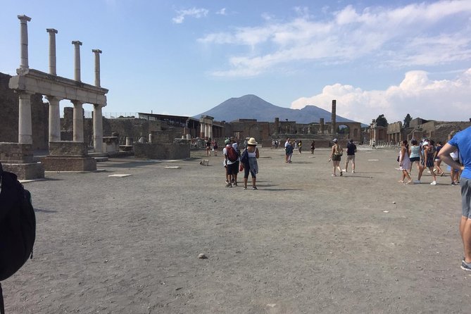 Naples Shore Excursion: Pompeii Independent Half-Day Trip - Key Points
