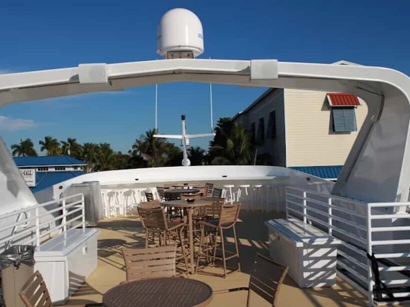 Naples: Sightseeing and Dining Cruises - A Closer Look at the Cruise Experience