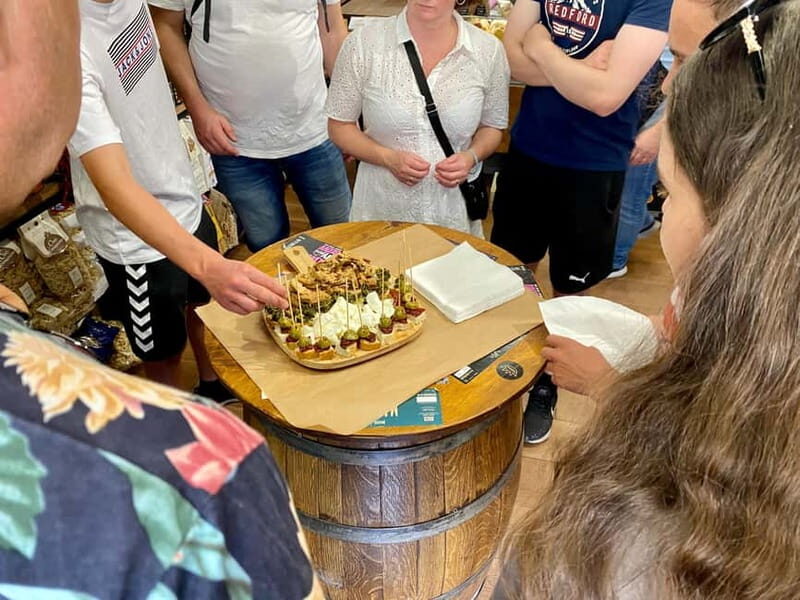 Naples: Street Food and Guided Sightseeing Walking Tour - A Deep Dive Into the Experience