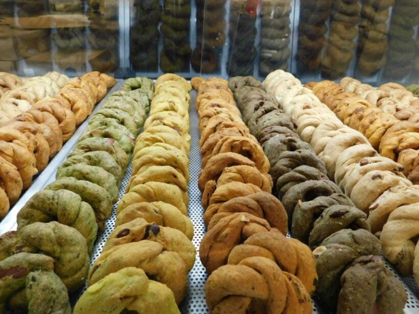 Naples Street Food Scene Tour: Small-Group Tasting Adventure - A Deep Dive into the Naples Street Food Tour