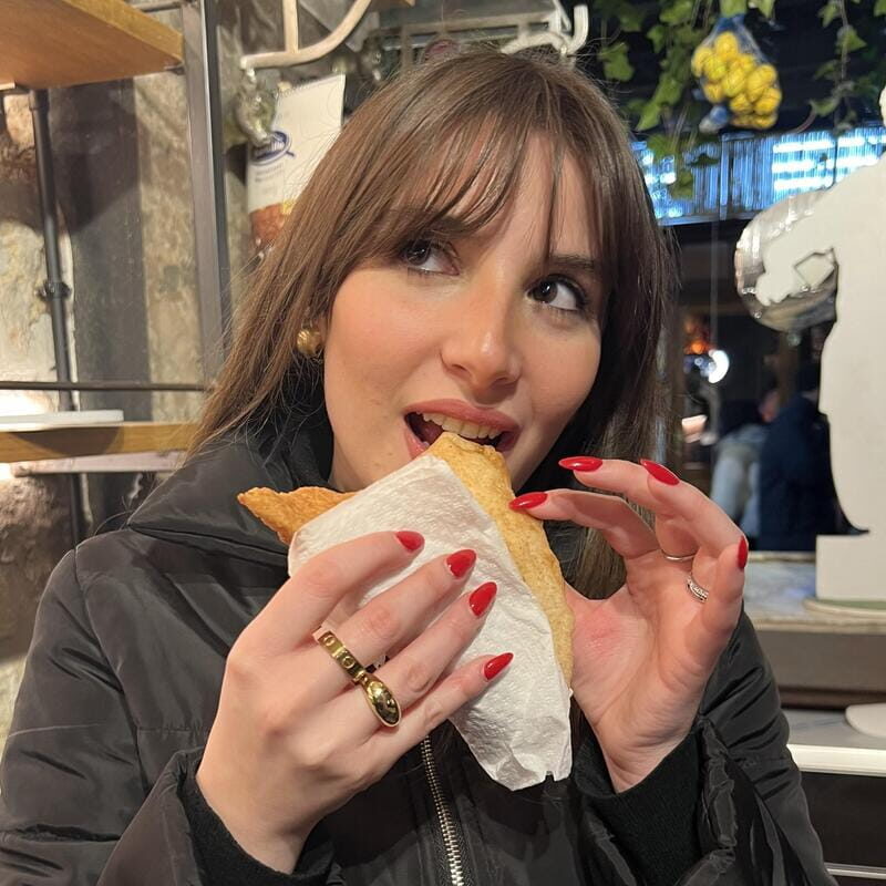 Naples: Street Food Walking Tour with Local Guide - The Itinerary in Detail