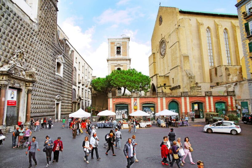 Naples: the city's beauty on a panoramic sunset tour - A detailed look at what this tour offers