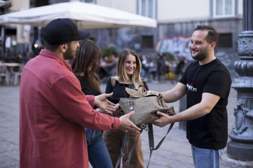 Naples: The Path of the Immortals Treasure Hunt Walking Tour - A Closer Look at the Experience