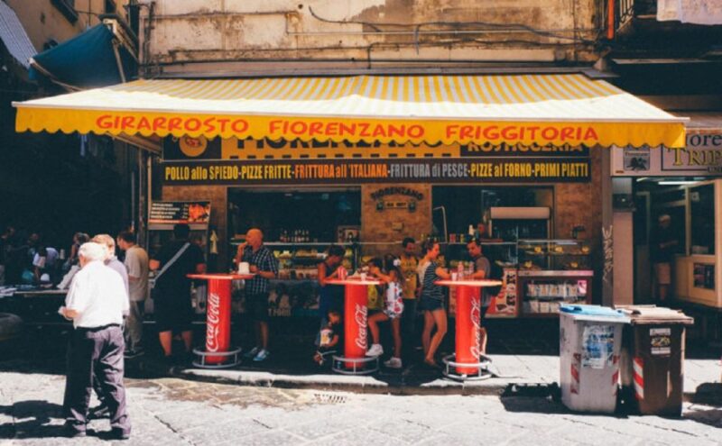 Naples: The Spanish Quarters, Street Art and Local Market - Visiting Pignasecca Market: Taste and Sights