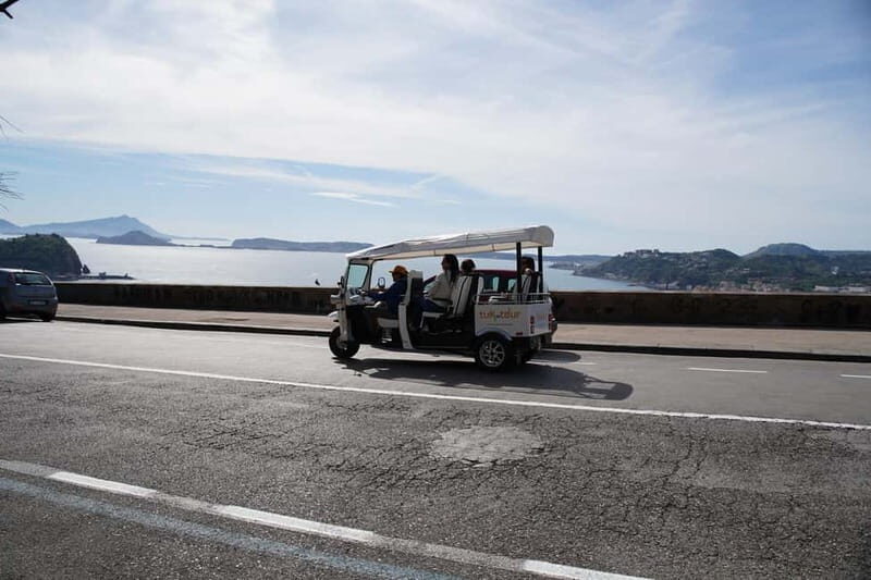Naples Tuk Tuk Experience: Panoramas and Vineyards. - Practical Details and Value