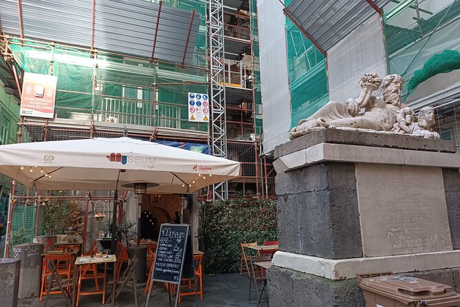 Naples Walking Tour of the Historical Center - Key Points