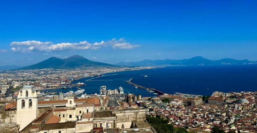 Napoli: Walking Tour of Naples with Local Tour Guide - An Overview of the Tour Experience