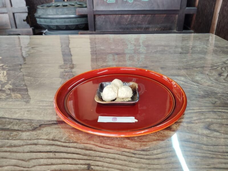 Nara: Discover Koriyama's Goldfish Charm - 2-Hour - Tour Experience