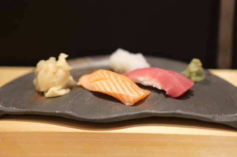 NARA E-BIKE / OSAKA HISTORY FOOD : ULTIMATE COMBO - Historical Exploration Through Cuisine