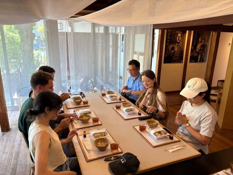 Nara: Guided Tour with Furoshiki Experience and Lunch - Visiting a Traditional Japanese House