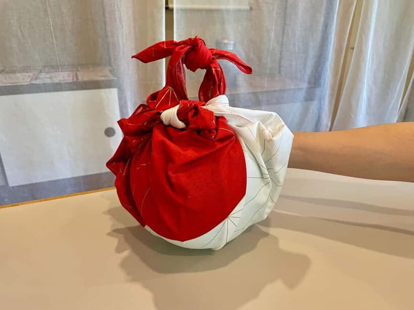 Nara: Guided Tour with Furoshiki Experience and Lunch - The Sum Up