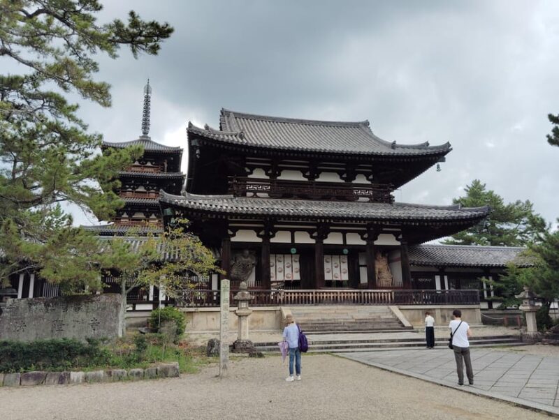 Nara: Hōryū-ji 2 Hours at the World's Oldest Wooden Building - Wandering Through the Temple Grounds