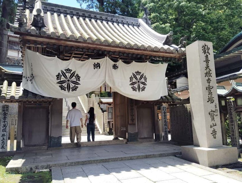 Nara: Hozan-ji Temple Guided Tour with Cable Car Ride - Authenticity and Cultural Insights