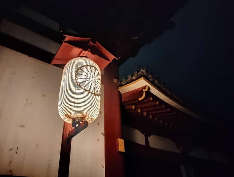 Nara: Night Walking Guided Tour - Beauty in a Peaceful Night - Key Points